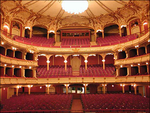 Dimmer für die Oper | www.DieReferenz.de